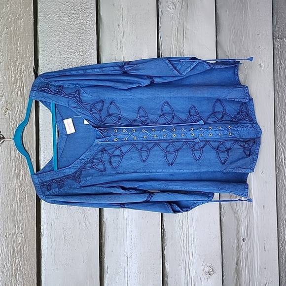Holy Clothing | Tops | Holy Clothing Trinity Top | Poshmark